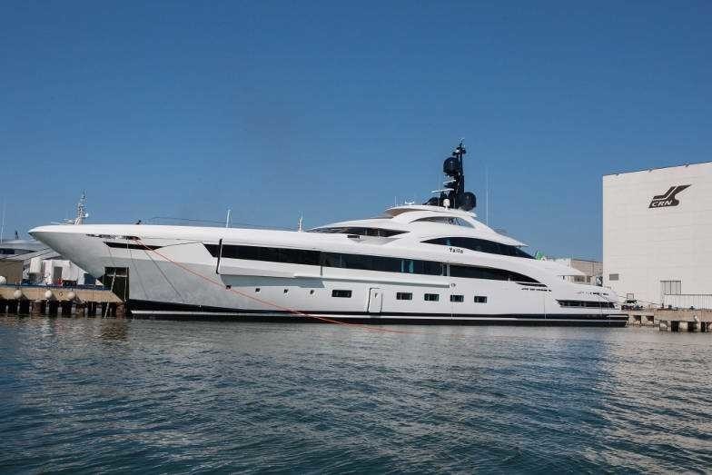 Yacht YALLA, a CRN Superyacht | CHARTERWORLD Luxury Superyacht Charters